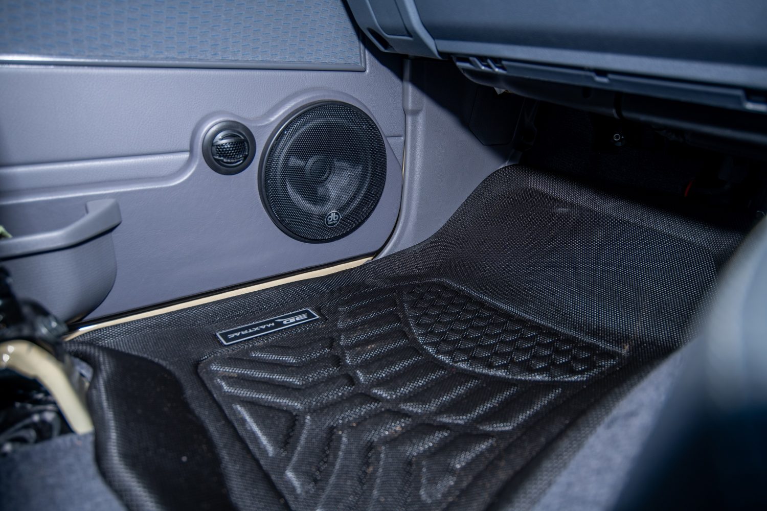 Redi Cruisers' Sandy Taupe Troopy | TJM Hunter Valley